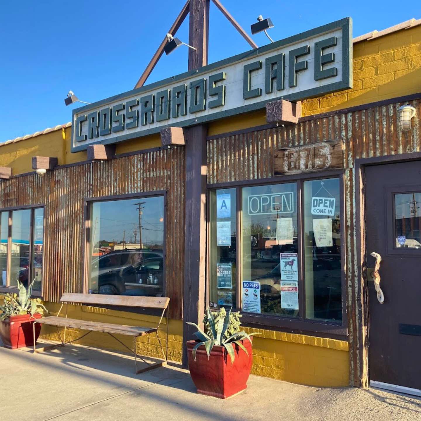 Crossroads Cafe | Joshua Tree Bachelorette Party Guide | Stag & Hen